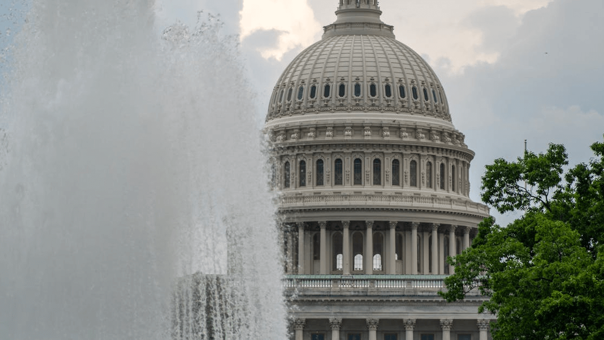 New year, new rules: What to know about IRS changes taking effect this ...